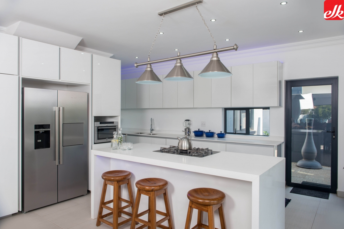 Stylish Simplicity | Easylife Kitchens