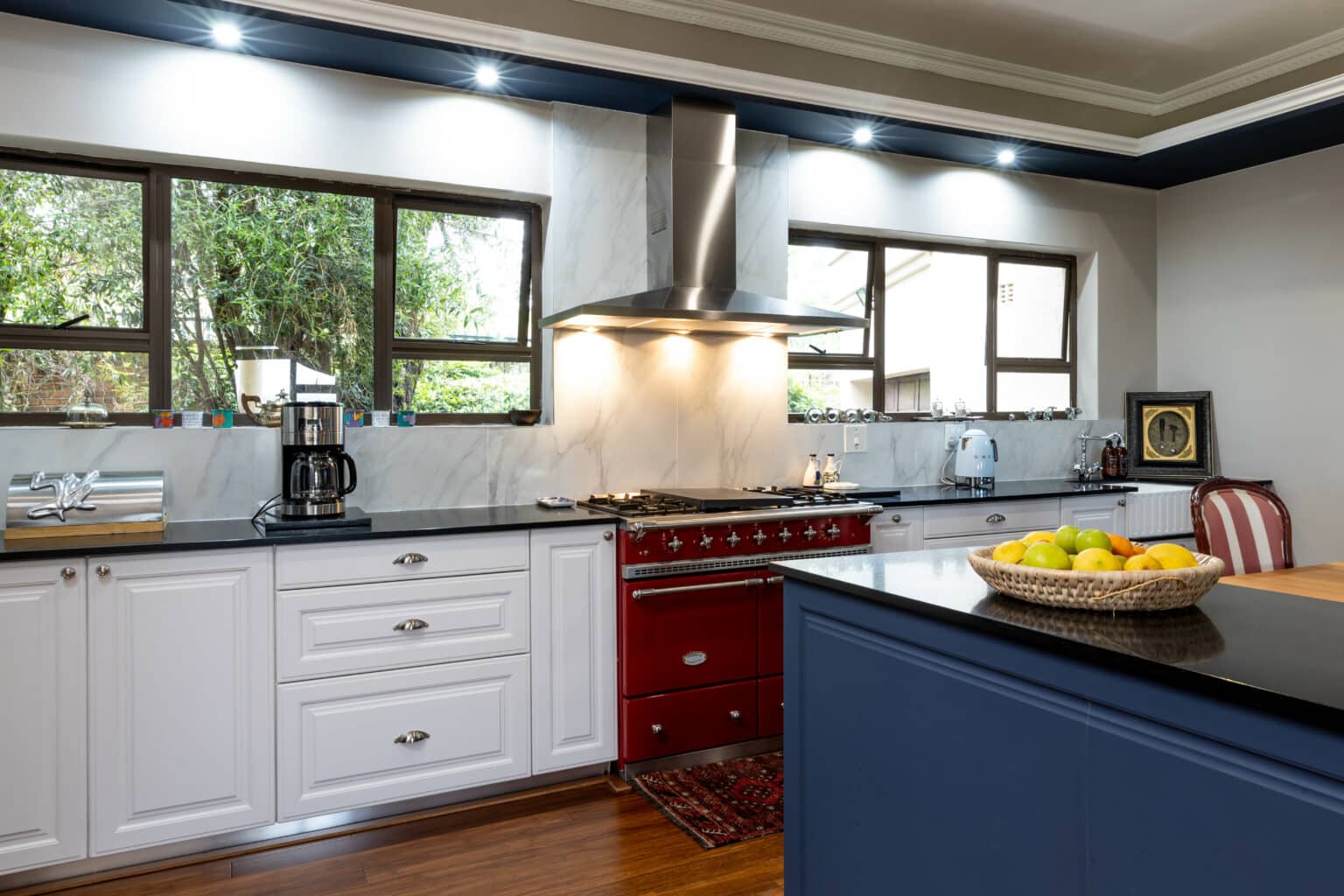 Modern Country Estate Living | Easylife Kitchens