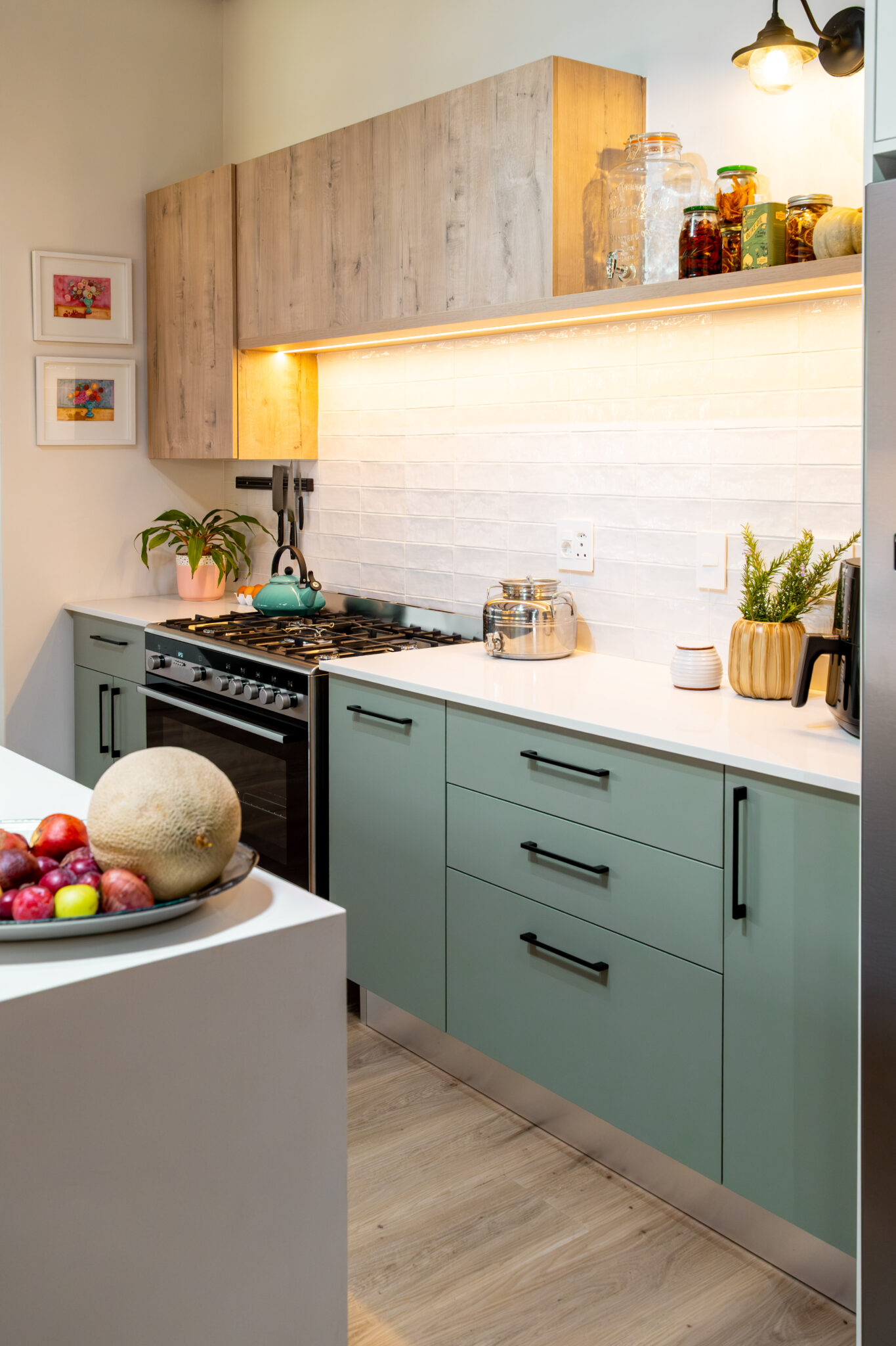 Funky Ouma | Easylife Kitchens